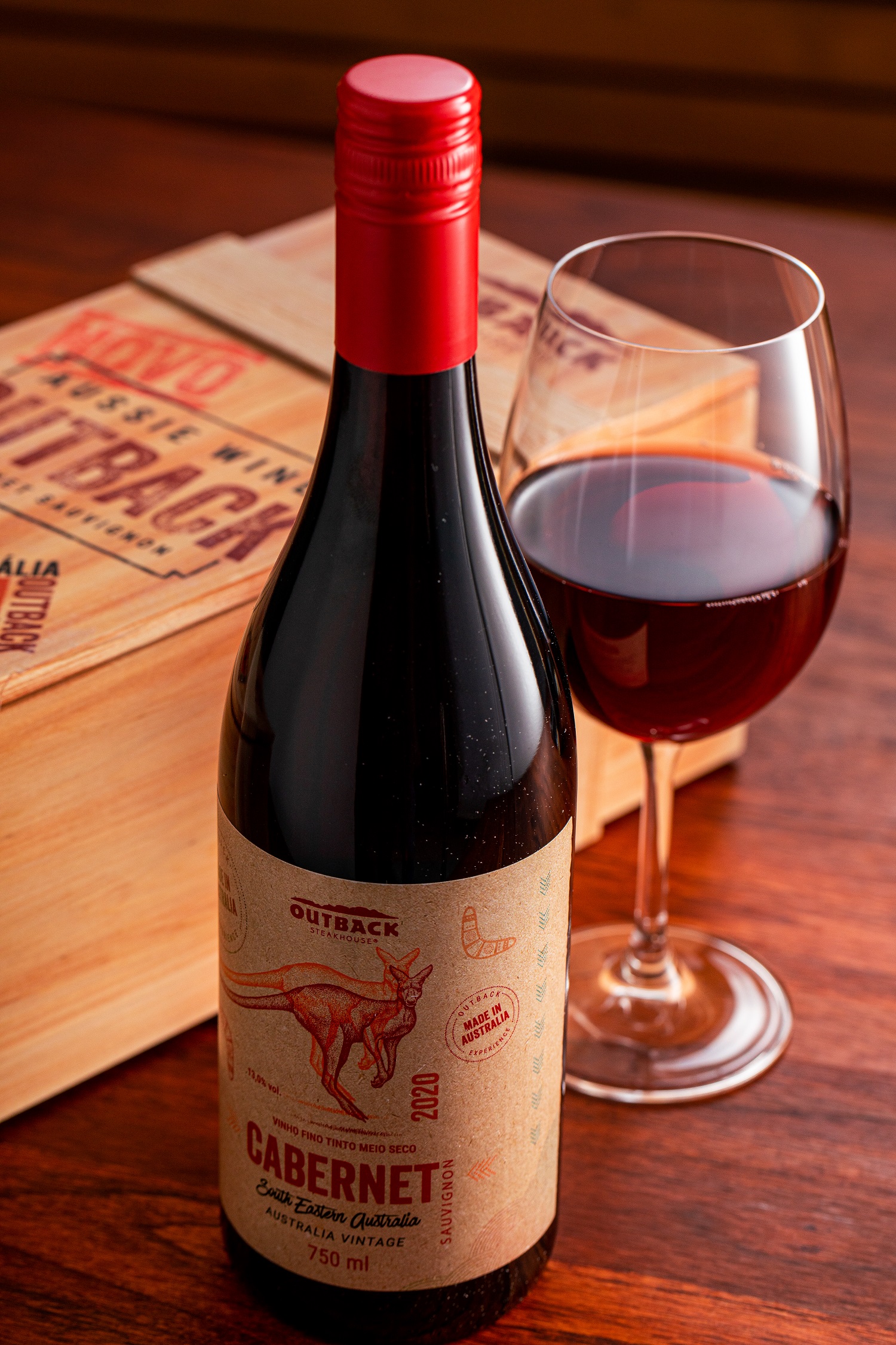 Eu ouvi novidade? Outback inova e lança vinho exclusivo com origem ...