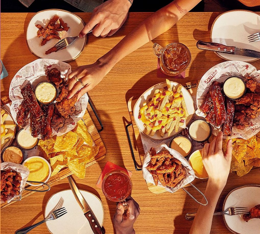 Outback celebra a data com rodízio de chopp e aperitivos à vontade e ...